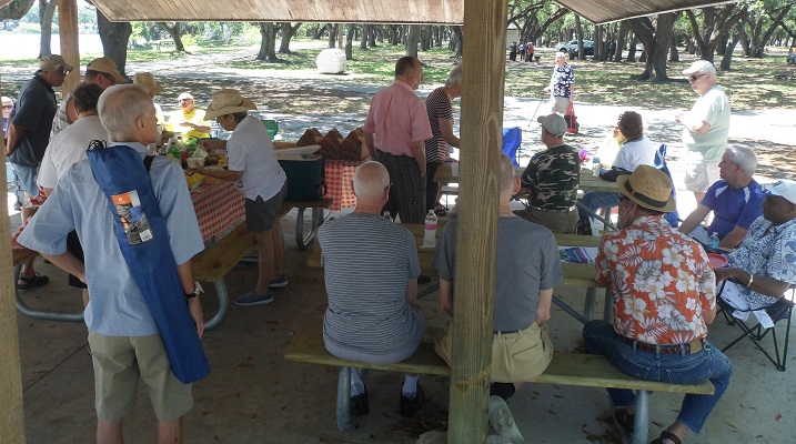 Group at Annual Picnic – SAGE of South Florida